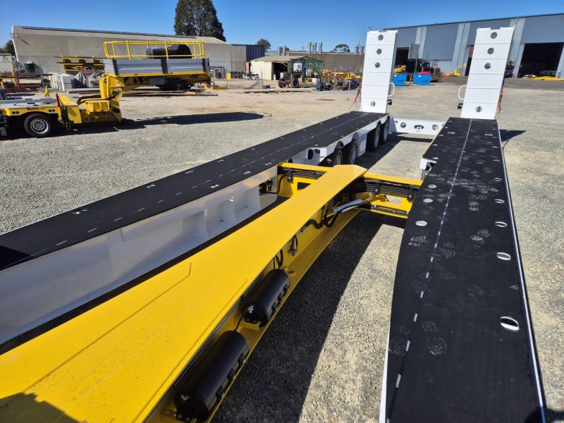 Bonded Rubber Load Mat Improves Equipment Transport Safety